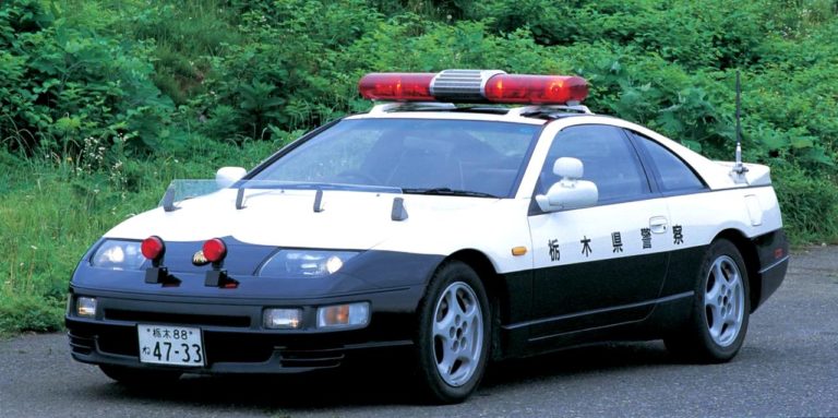 POLICE NISSAN – Z.ONE – ZONE DATSUN.FR